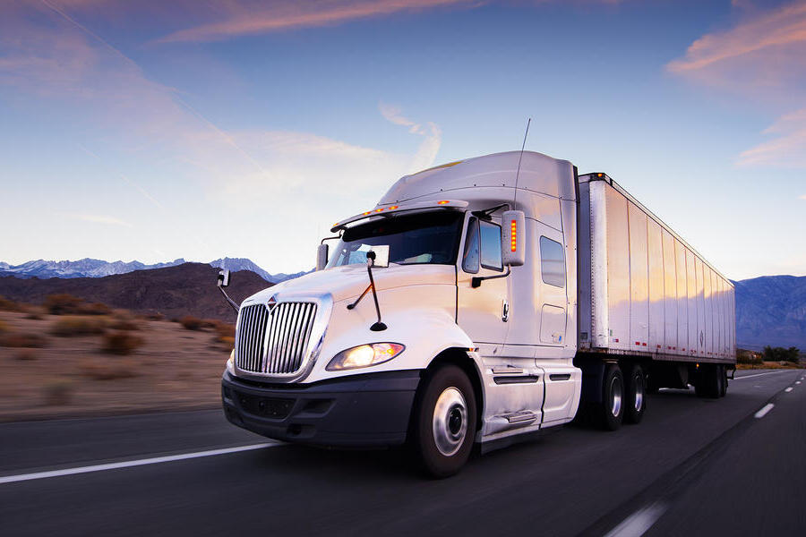 How to Properly Mark a Commercial Motor Vehicle | Idealease, Inc.